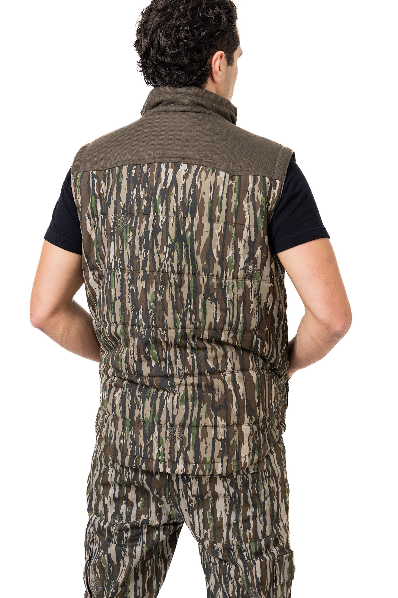 Shop Realtree Men's Puffer Vest | Original at Realtree.com