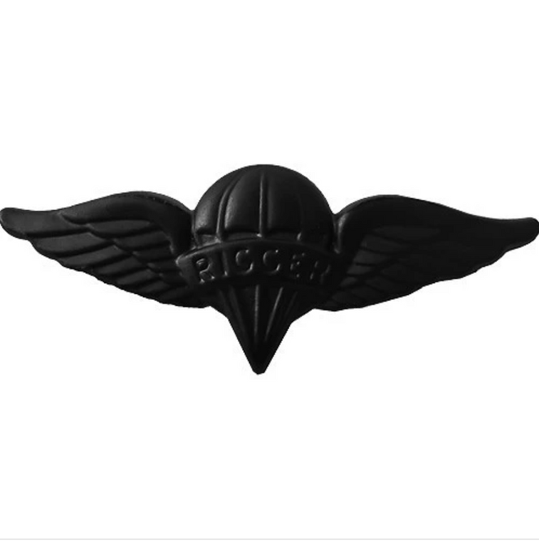 Army Parachute Rigger Badges - Military Depot