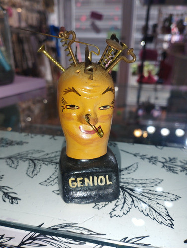 Cabeza Propaganda Geniol Pintada A Mano Antigua