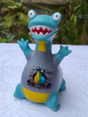Boneco Poupançudo Neo