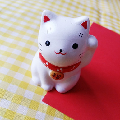 YOSHI YOSHI Lucky Cat (Maneki Neko)