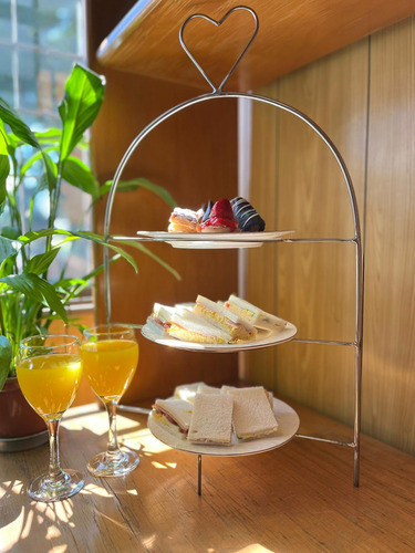 Quinto Elemento Three-Tier Plate Stand