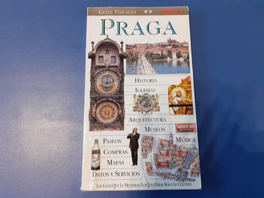 Praga Visual Guide Clarín: History, Churches, Architecture, and More