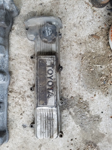 Toyota Corolla 2C Valve Cover