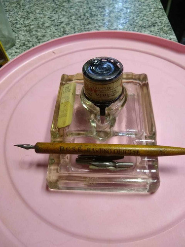 Pelikan Vintage Ink Set with Ink Bottle and Fountain Pens