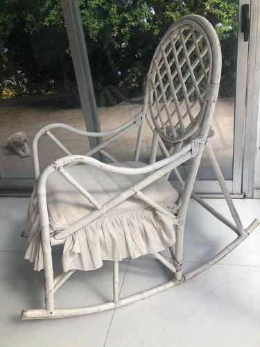Mimbre White Rocking Chair with Cushion