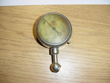 Antique Moto Manometer