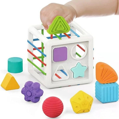 Quo Geometric Shape and Color Sorting Cube for Babies