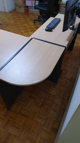 Platinum Office Corner Kit: Desk + Computer Table