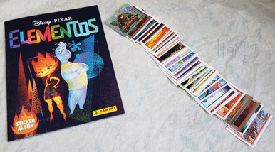 Panini Album Elementos + 50 Different Stickers