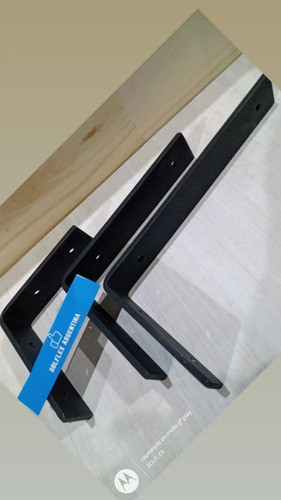 Solflex Iron Shelf Bracket
