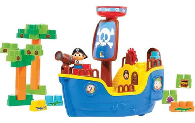 Akas Boat with Blocks