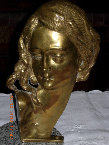 Generic Beautiful and Large Bronze Figure of Lady with Marble Base