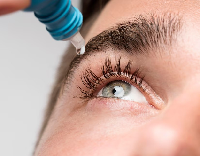 How Contact Lens Wear Affects Tear Production and Eye Hydration ...