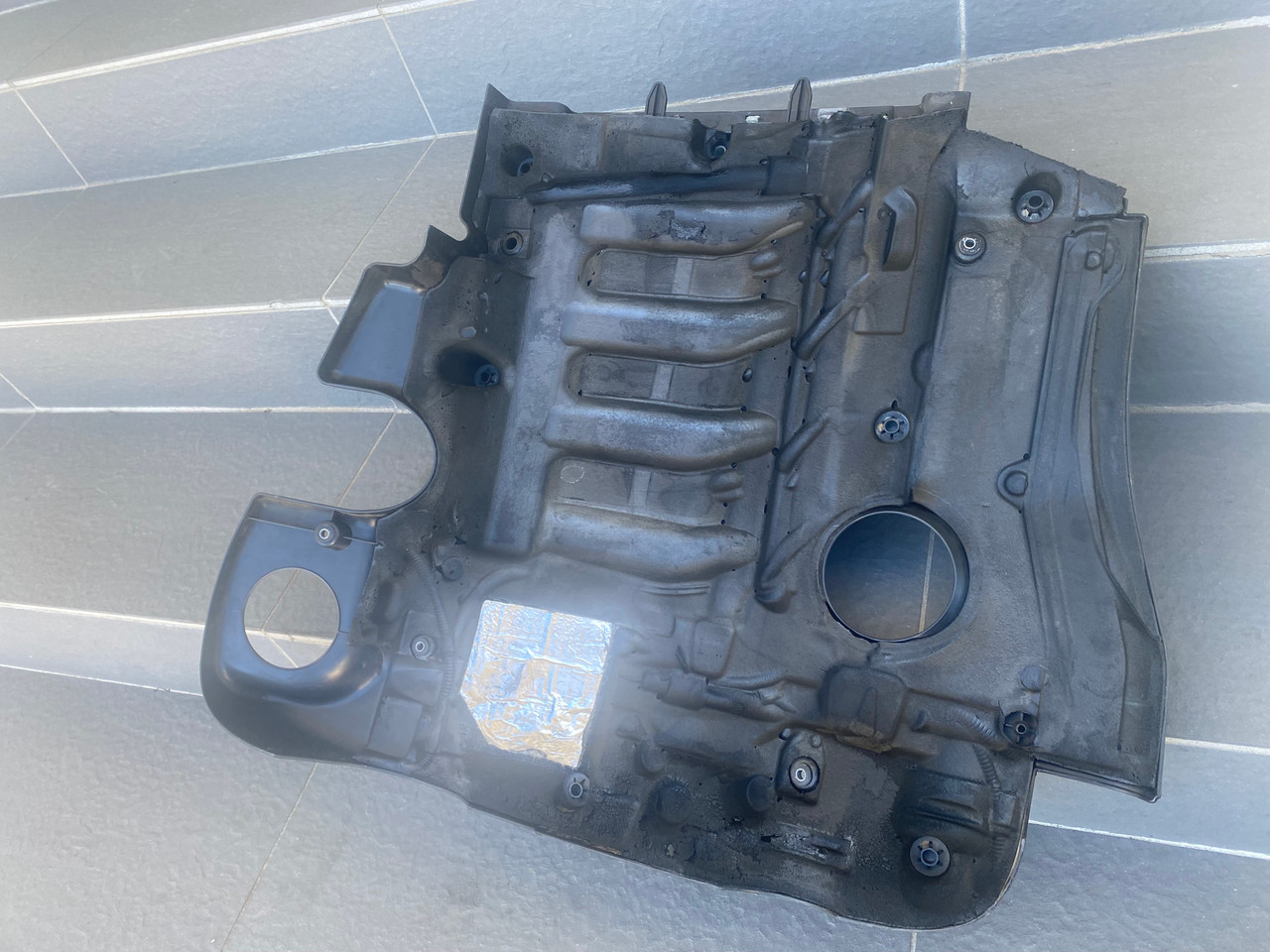 BMW E70 3L DIESEL 2006-2010 USED TOP ENGINE COVER - Parts 4 European Cars