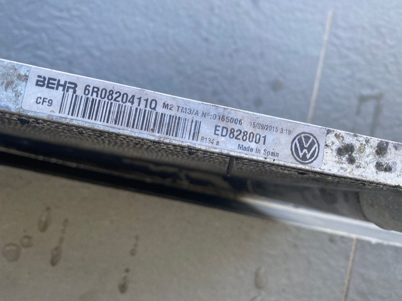 VW POLO 6R LATE USED AC CONDENSOR 6R0 820 411 Q - Parts 4 European Cars