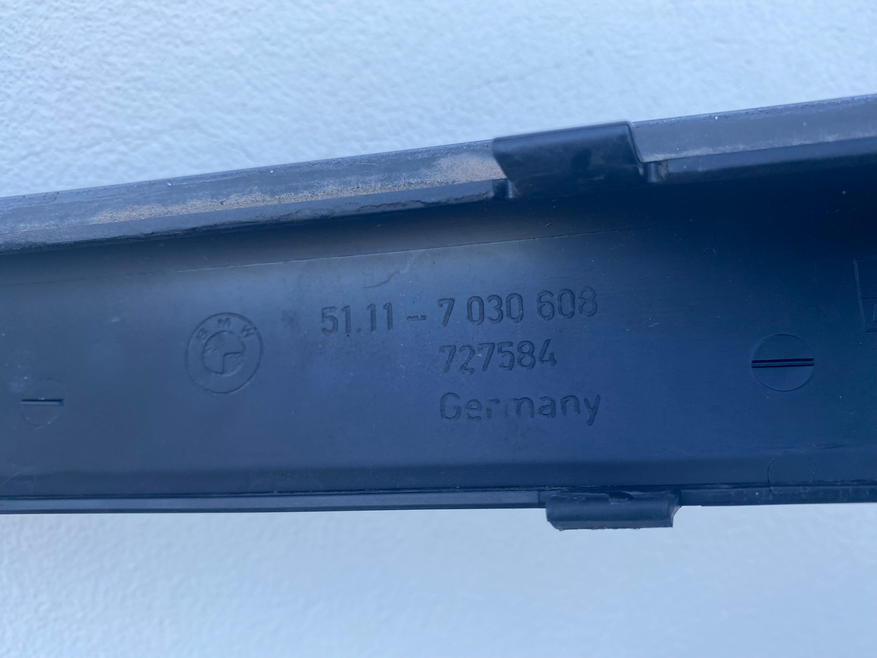 BMW E46 SEDAN SERIES 2 USED RH FRONT BAR MOULD 51.11 - 7 030 608 ...