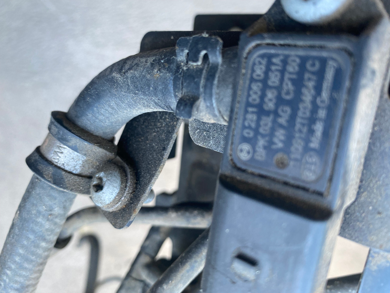 VW AMAROK 2L TDI CDC ENGINE USED VACUUM SOLANIOD SET 2H0 129 456 K 1K0 ...