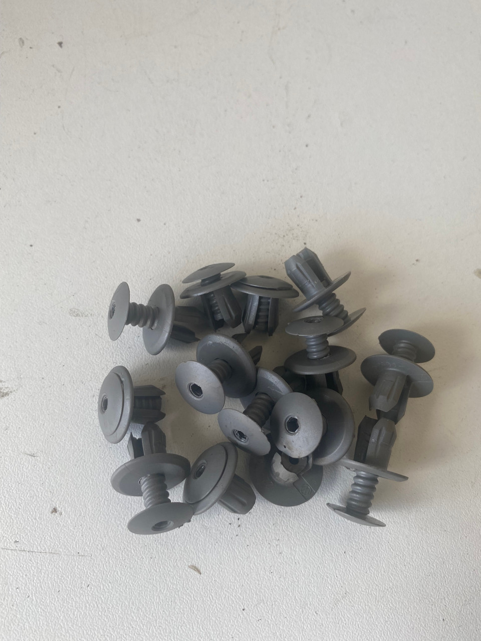 VW CADDY VW TRANSPORTER USED INTERIOR TRIM CLIPS X 10 - Parts 4 ...