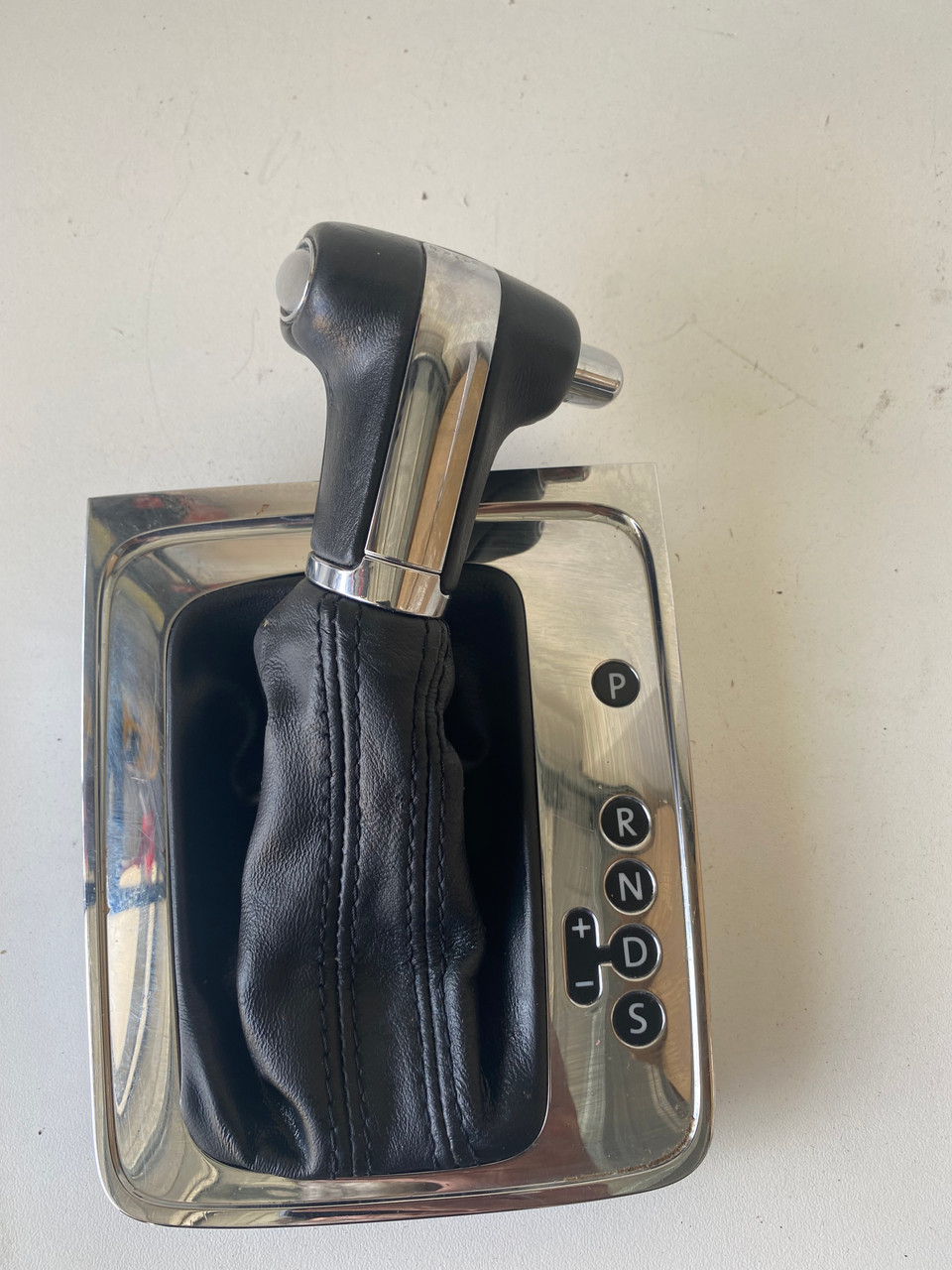 VW PASSAT CC 3C USED CHROME SHIFTER SURROUND WITH GEAR KNOB 3C2 713 203 ...