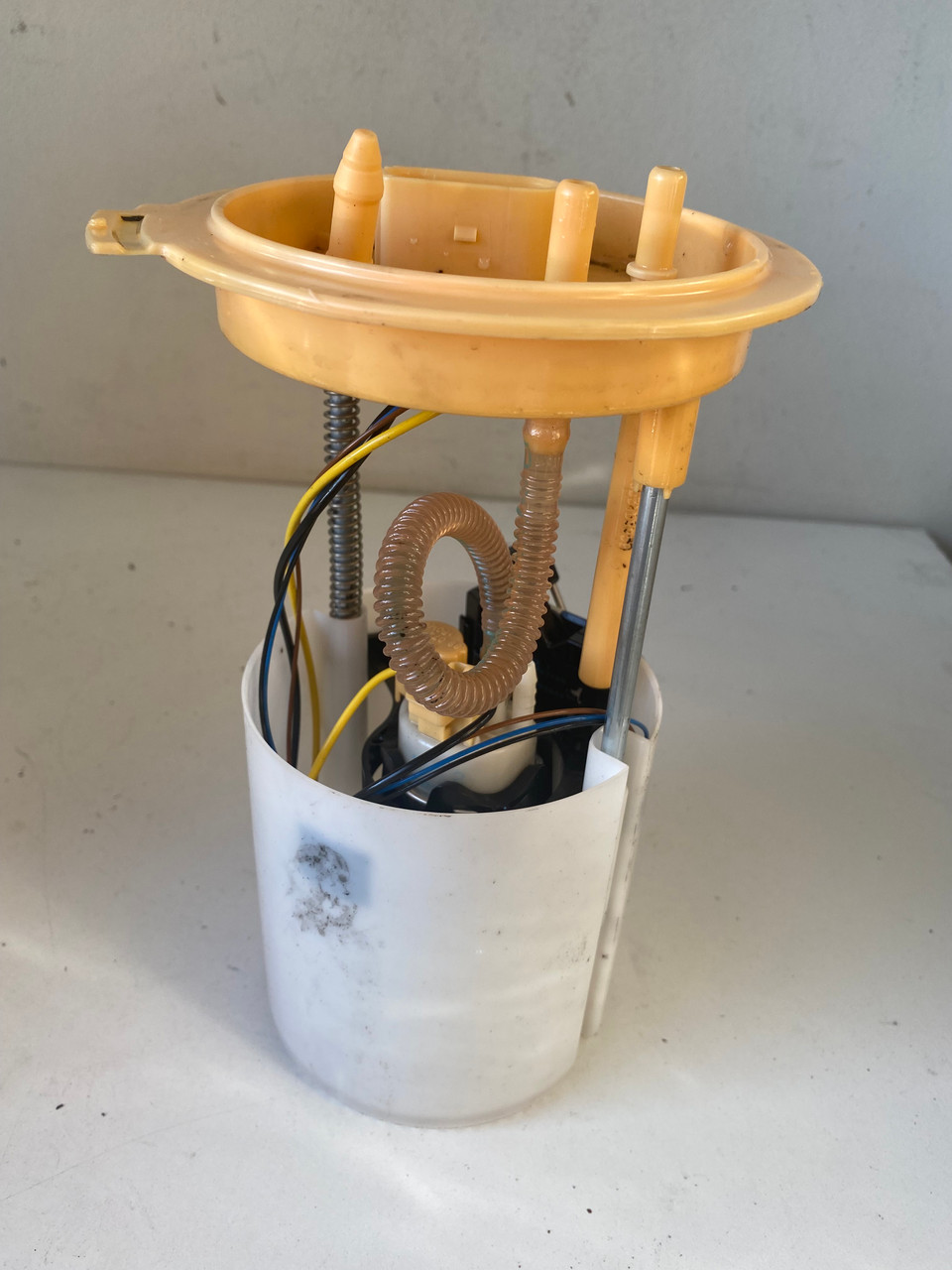 VW PASSAT CC 3C 2L TDI USED FUEL PUMP 3C0 919 050 AC - Parts 4 European ...