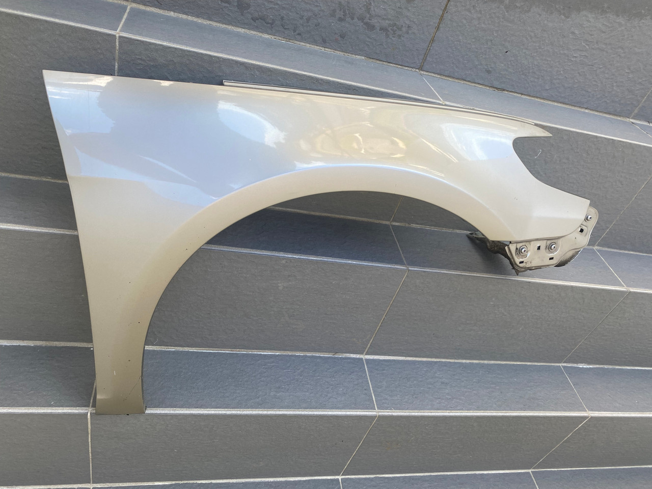 VW PASSAT CC USED RHF GUARD IN FLUID BROWN METALIC C8Y 3C8 821 106 ...