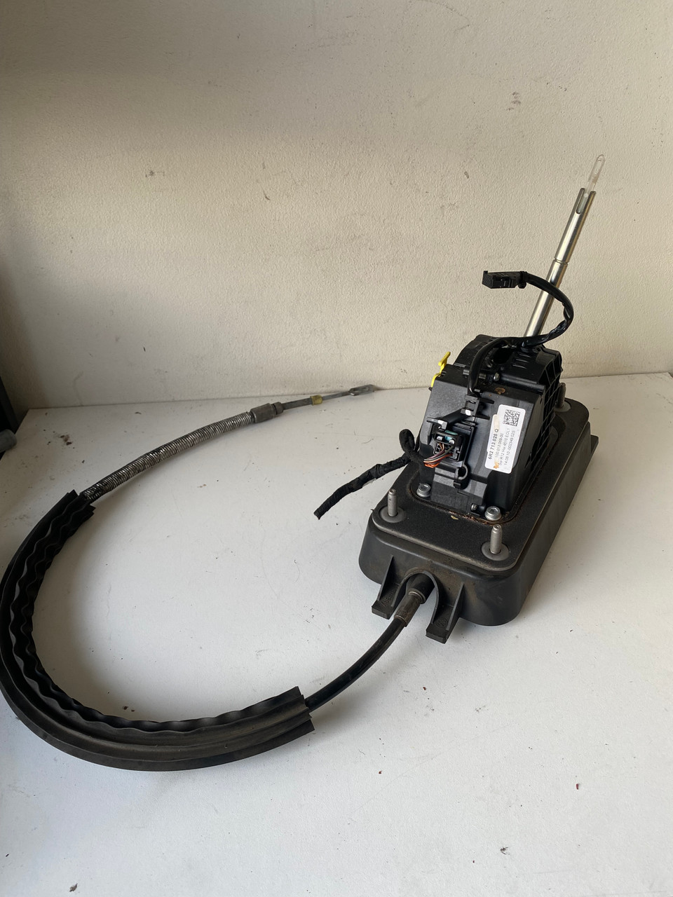 VW POLO 6R USED AUTO SHIFTER 6R2 713 025 Q - Parts 4 European Cars