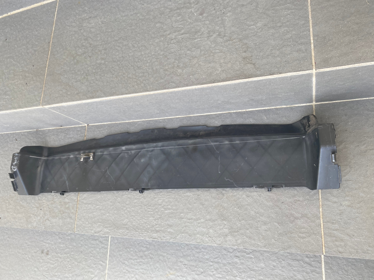 VW TIGUAN USED LOWER RADIATOR SUPPORT COVER 5N0 121 341 A - Parts 4 ...