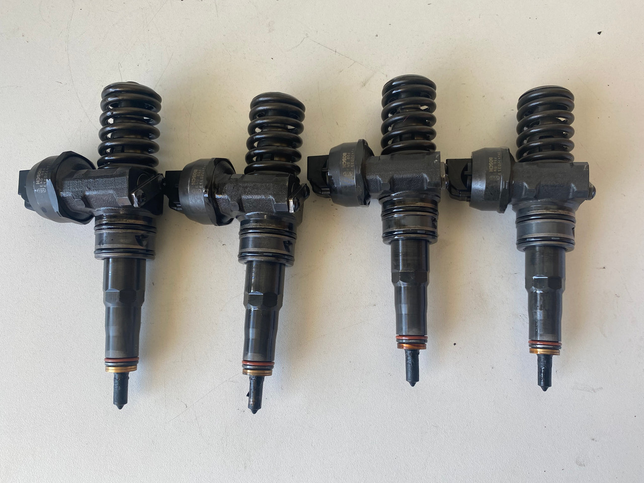 VW CADDY GOLF 1.9 TDI USED GENUINE BOSCH INJECTORS 038 130 073 BN ...