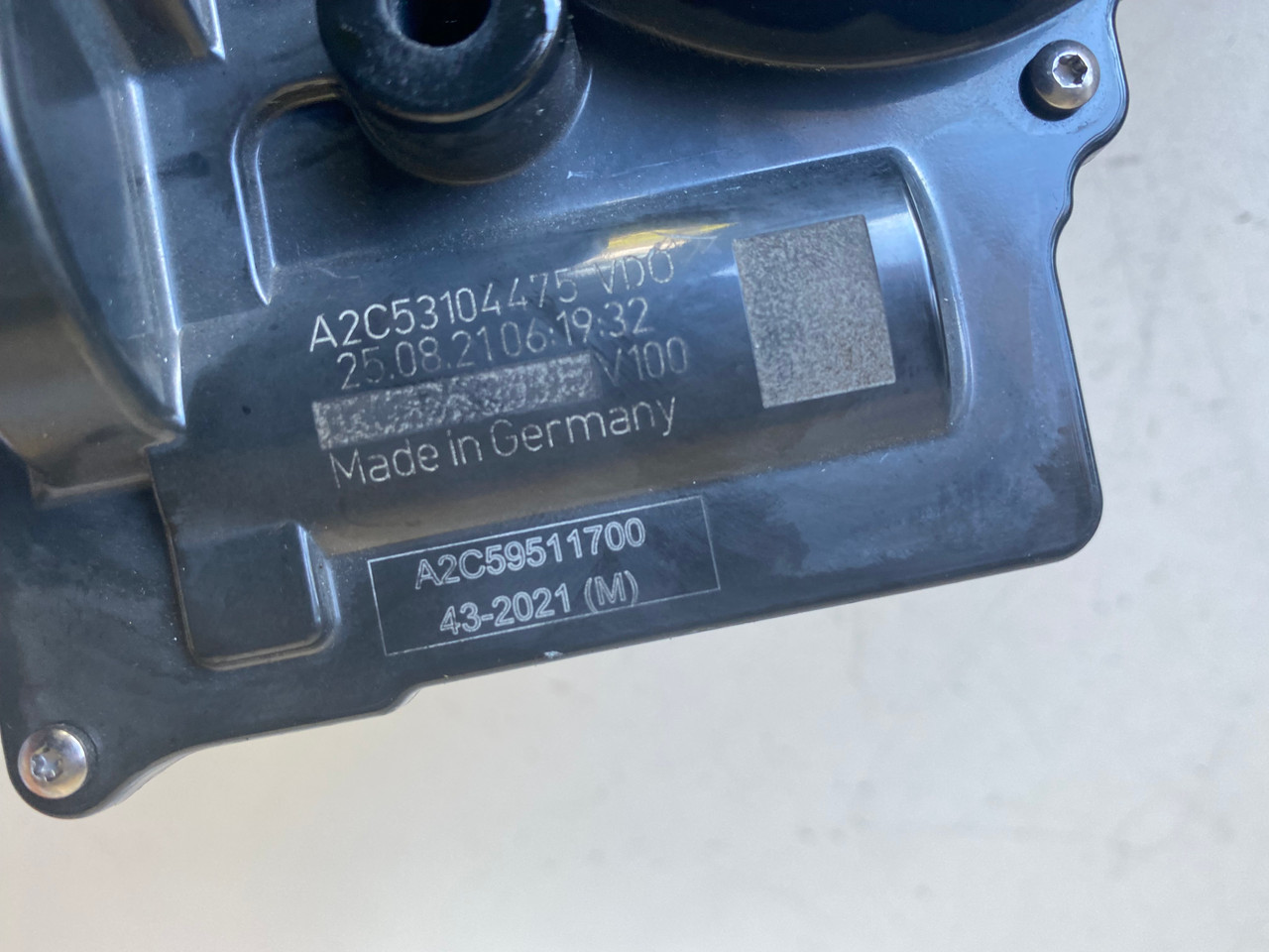 VW GOLF MK6 CAVD ENGINE USED AIR SUPPLY FLAP VDO A 2653104475 03C 128 ...