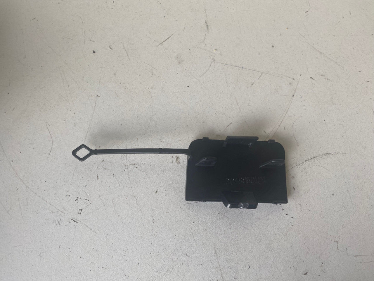 MERCEDES W 204 EARLY NEW NON GENUINE BAR TOW HOOK COVER 204 885 01 24 ...