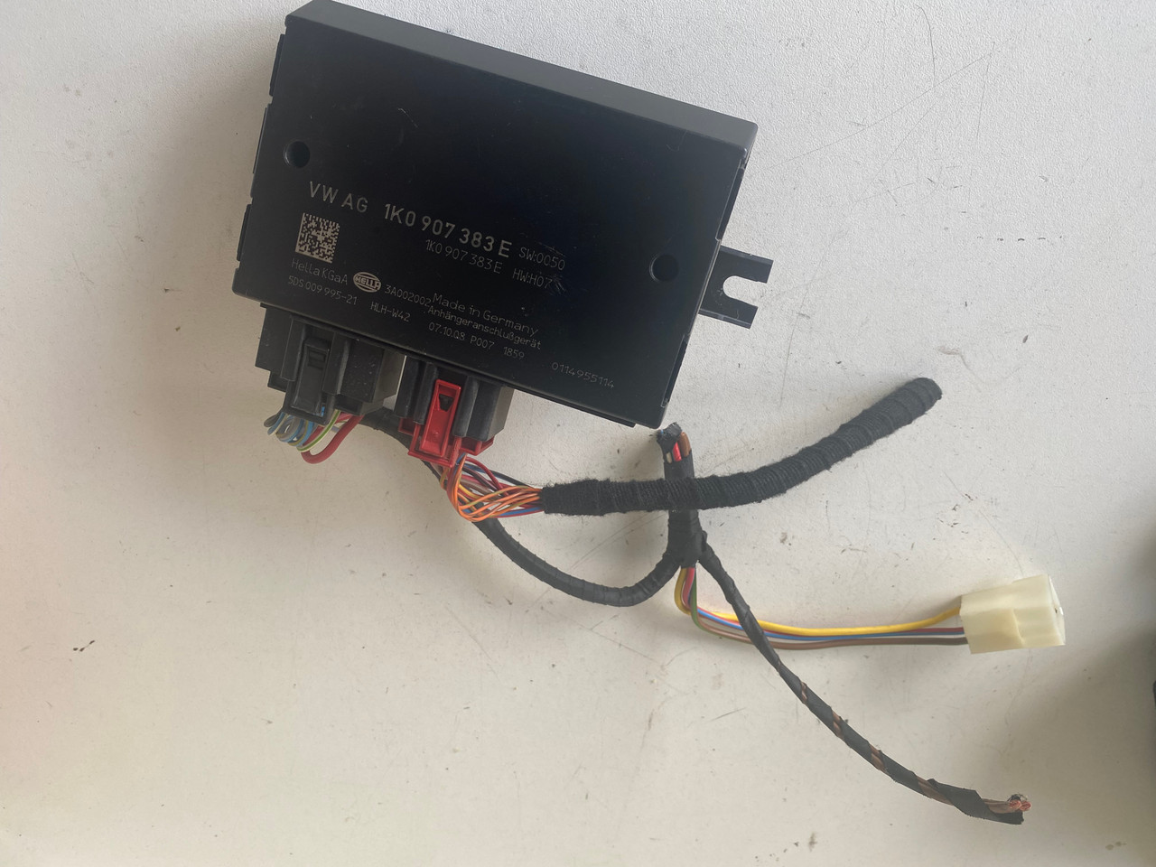 VW GOLF MK6 USED TOWING MODULE 1K0 907 383 E - Parts 4 European Cars