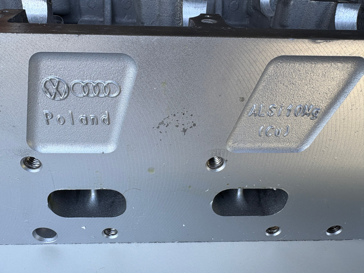 VW AMAROK 2L TWIN TURBO TDI CSHA REFURBISHED CYLINDER HEAD 03L 103 373 J
