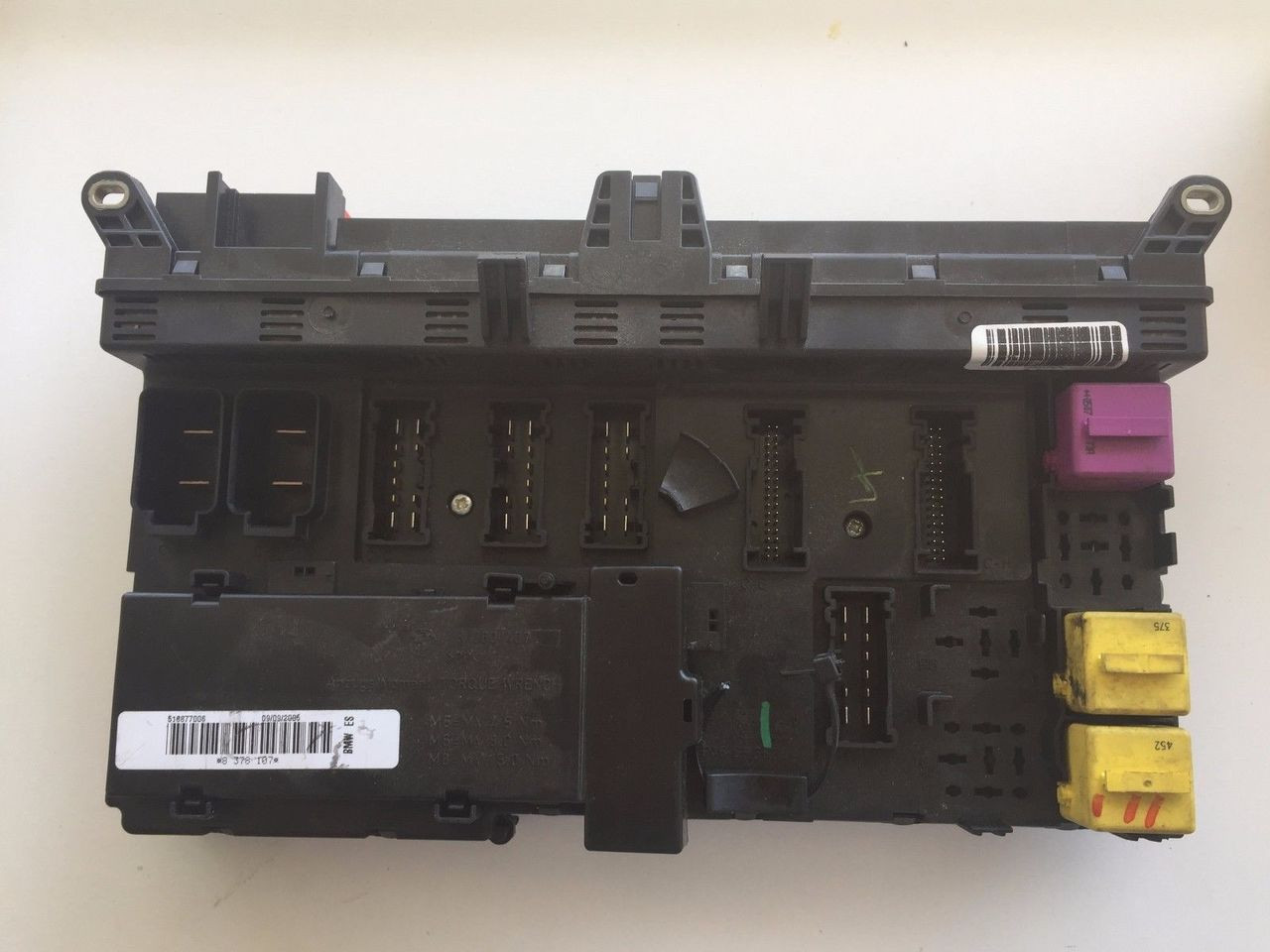 BMW X5 E53 2004-2006 FRONT MAIN FUSE BOX RELAY 8380409 - Parts 4 ...