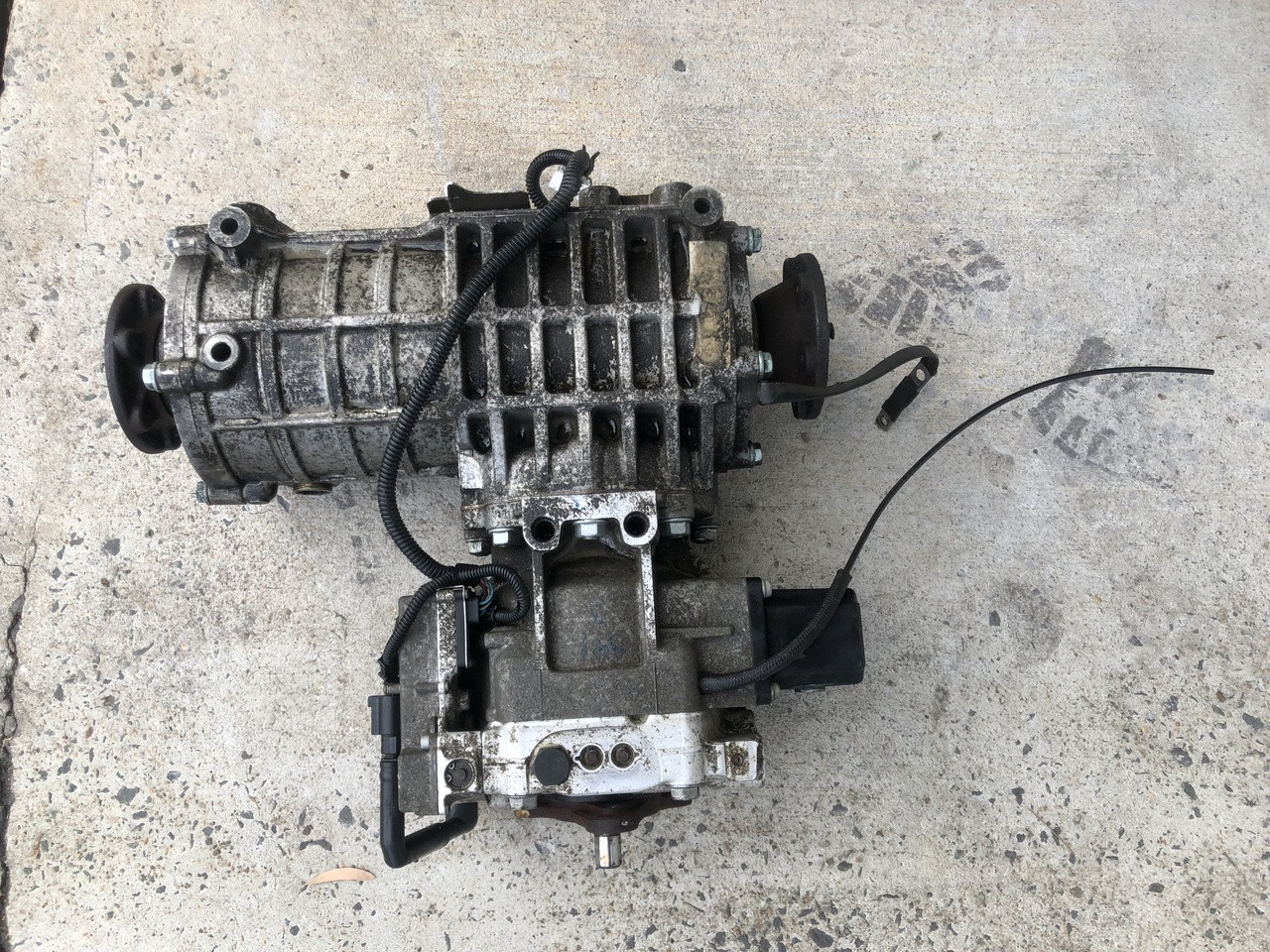 VW BORA V6 4 MOTION USED REAR DIFF TRAVELLED 101000KM - Parts 4 ...