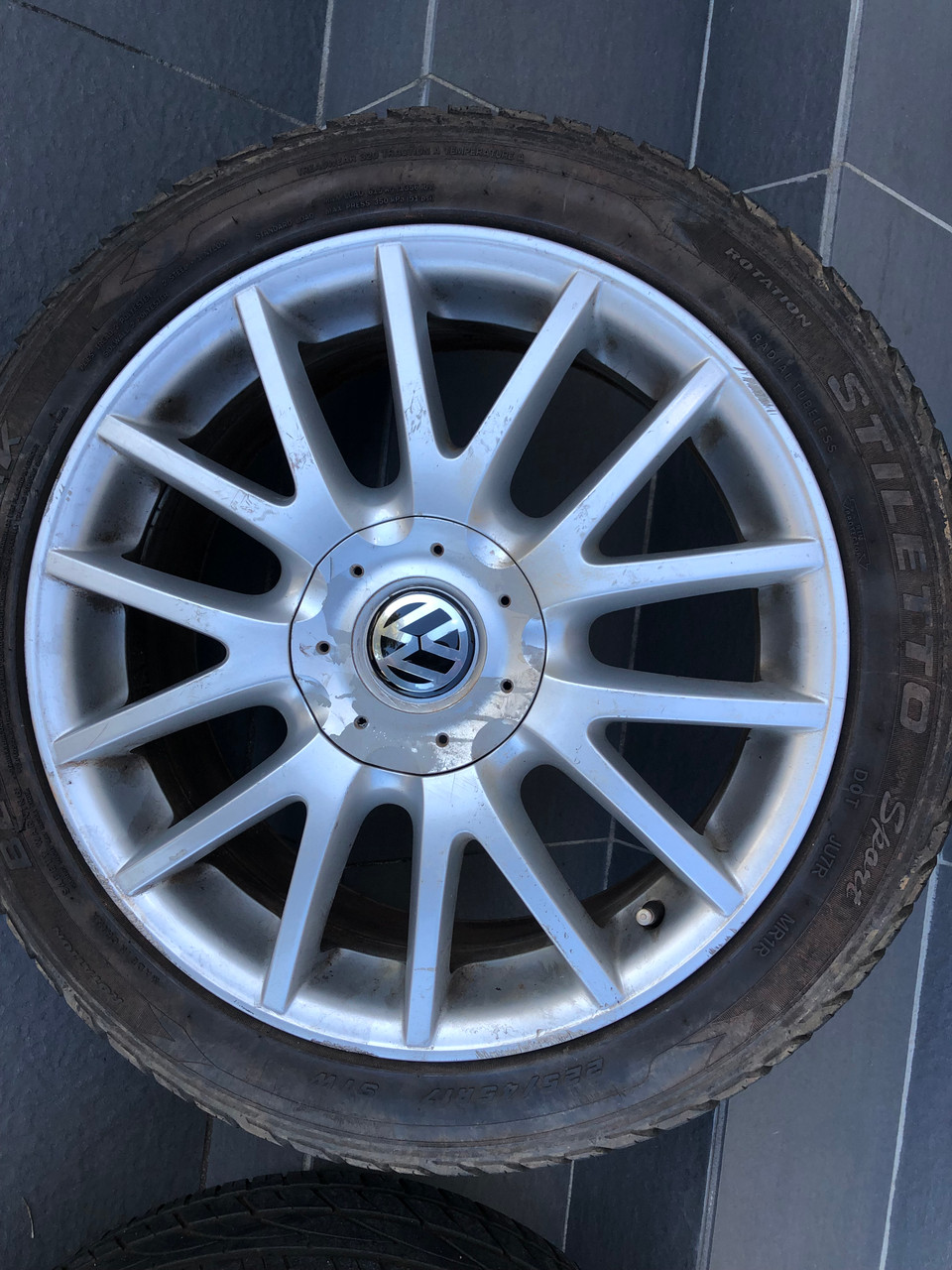 VW GOLF MK5 JETTA CADDY USED 17 INCH MAG WHEELS WITH GOOD TYRES ...