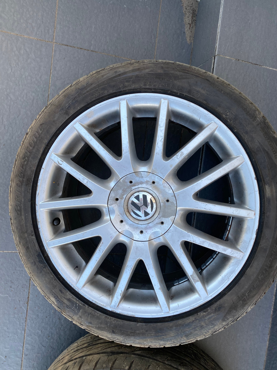 VW GOLF MK5 JETTA CADDY USED 17 INCH MAG WHEELS WITH GOOD TYRES ...