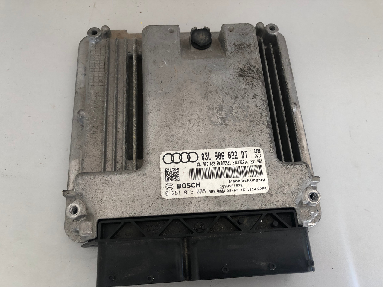 AUDI A3 8P 2L TDI CBBB ENGINE USED ENGINE ECU 03L 906 022 DT - Parts 4 ...