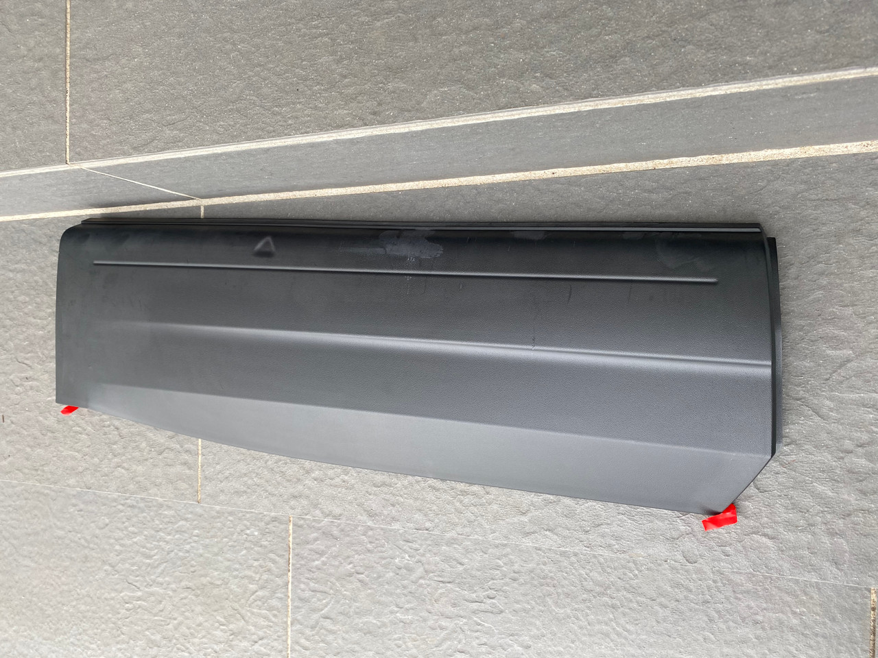 VW TIGUAN LHR DOOR MOULD NEW GENUINE 5N0 854 949 A - Parts 4 European Cars