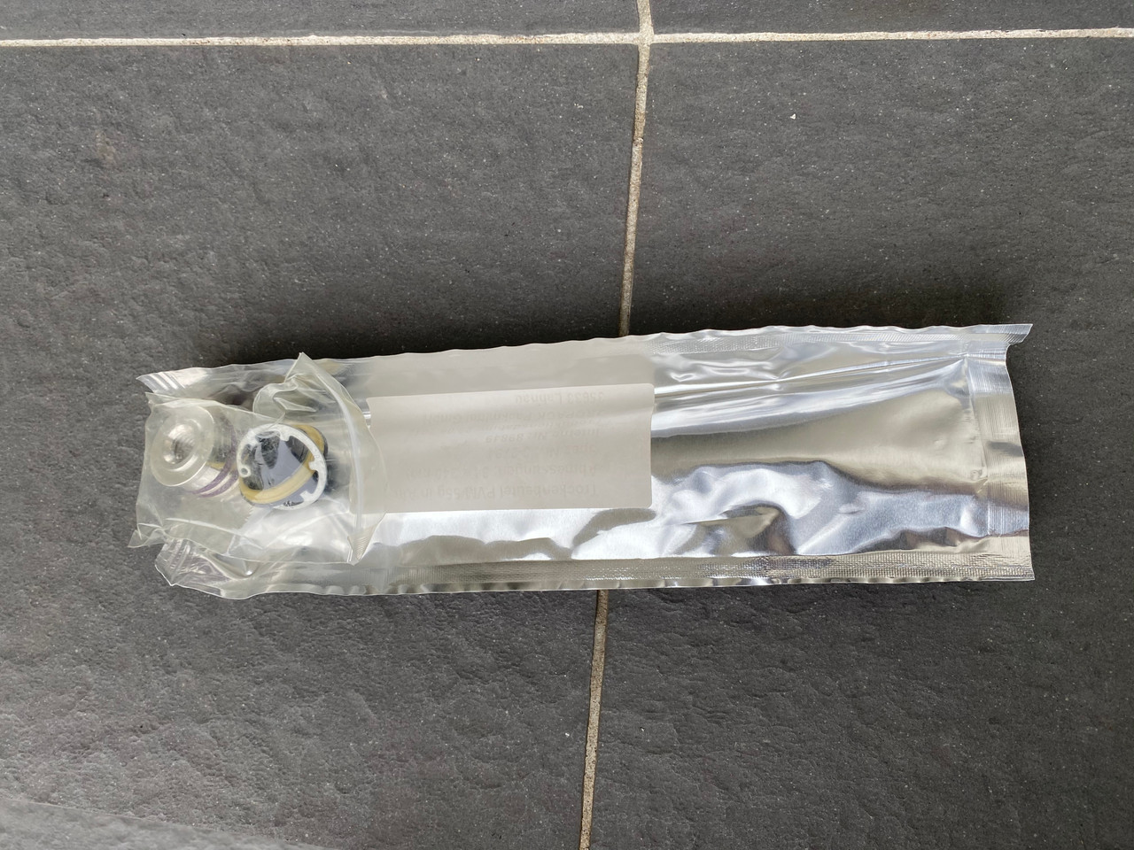 VW AUDI NEW GENUINE AC RECEIVER DRYER INSERT 5K0 298 403 - Parts 4 ...