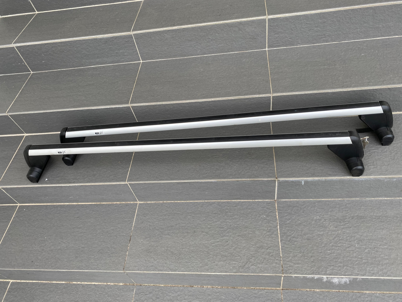 VW TRANSPORTER T4 75 USED GENUINE ROOF RACKS 7H0 071 126 - Parts 4 ...