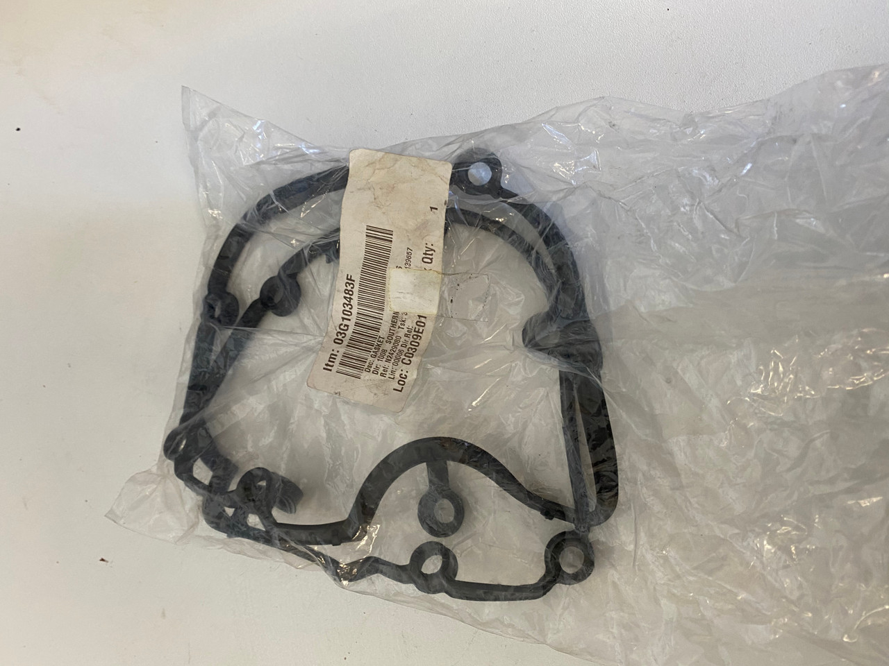 VW AUDI 1.9 TDI NEW GENUINE ROCKER COVER GASKET 03G 103 483 F - Parts 4 ...
