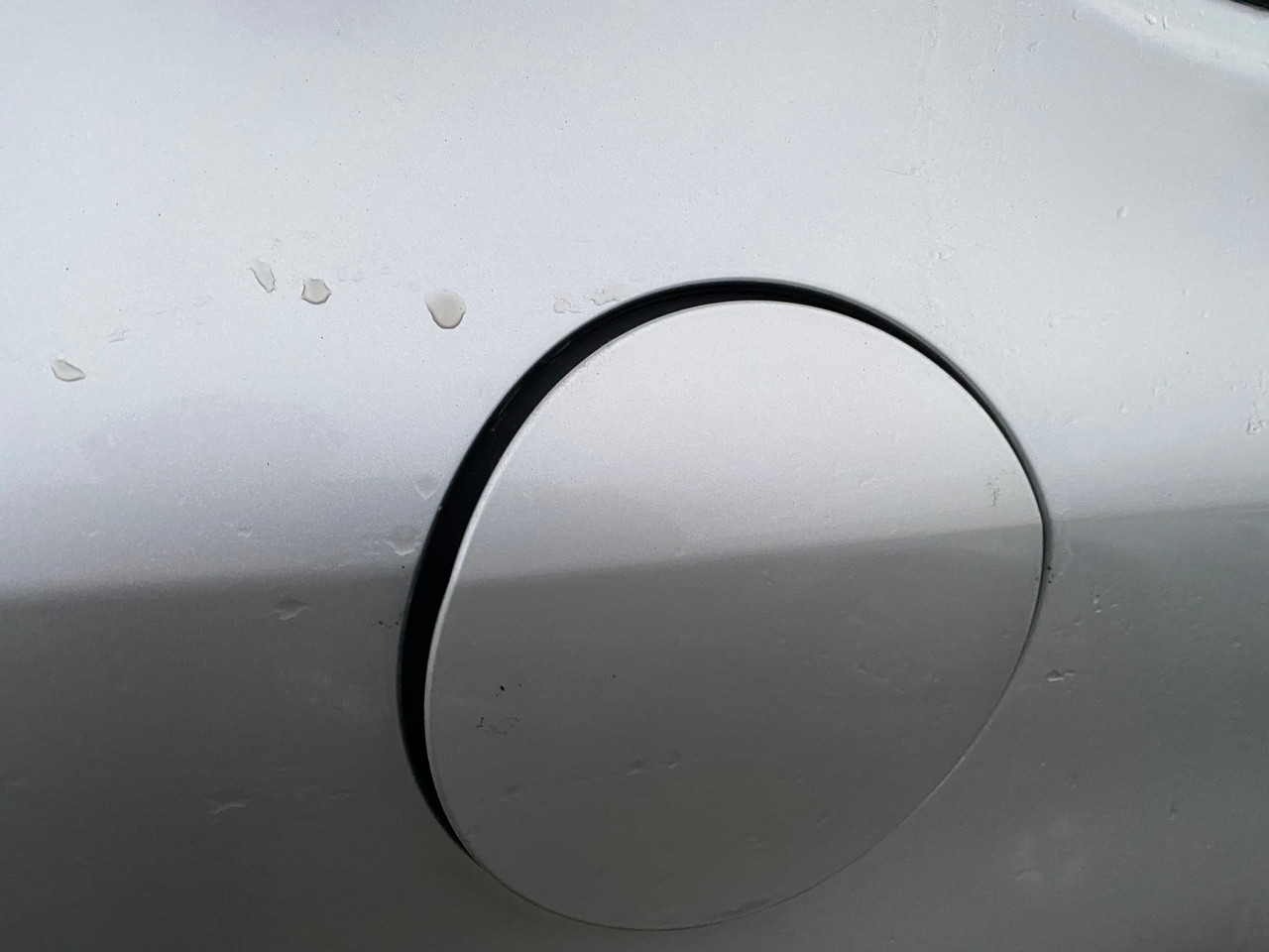 VW TIGUAN 5N USED FUEL FLAP IN SILVER A7W PAINT CODE 5N0 809 857 C ...