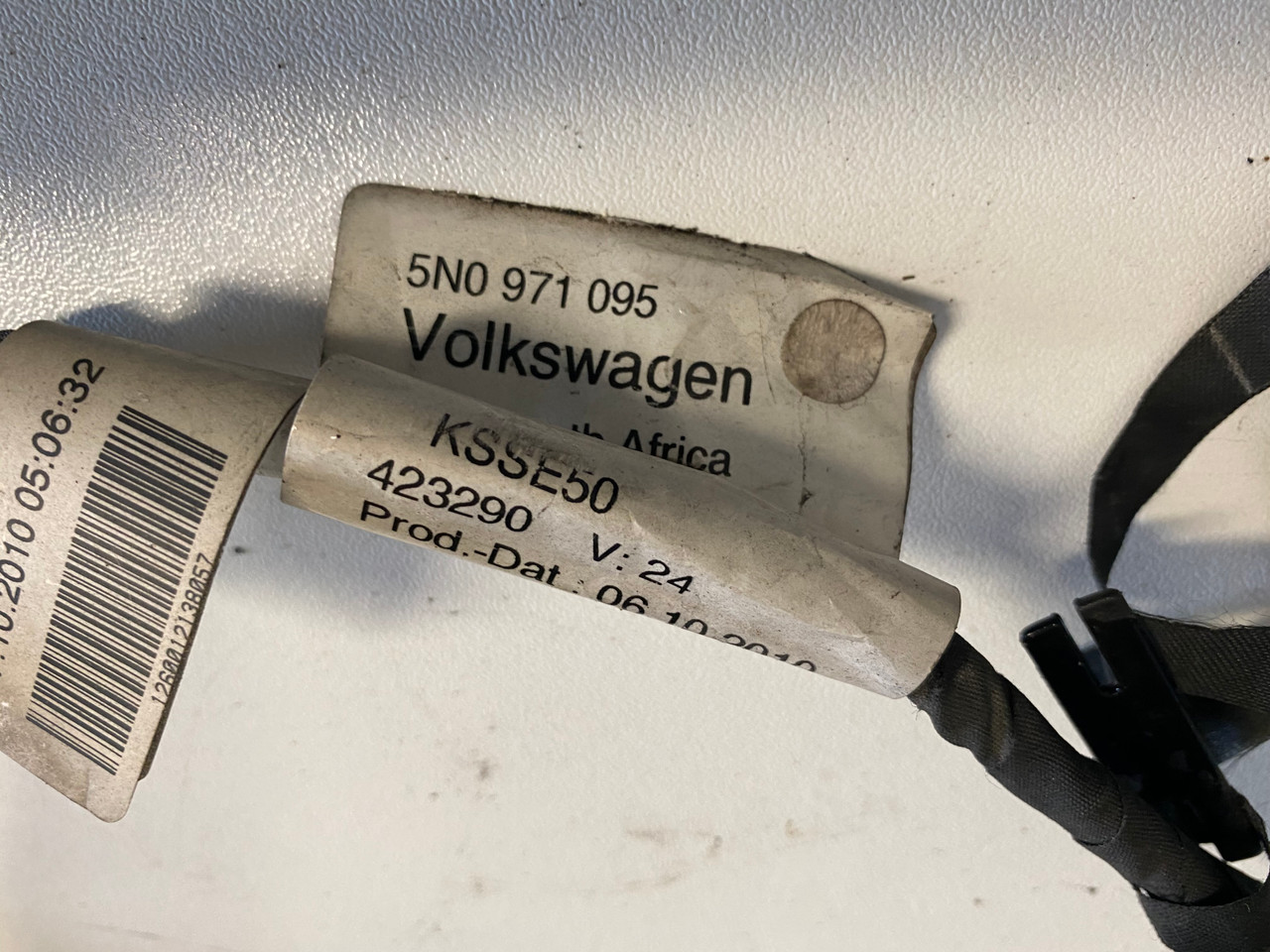 VW TIGUAN 5N USED FRONT PARKING SENSOR HARNESS 5N0 971 095 - Parts 4 ...