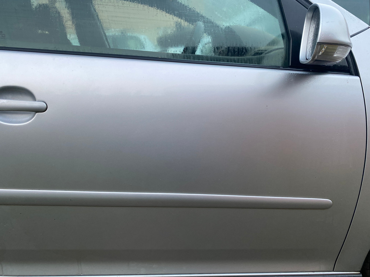 VOLKSWAGEN GOLF MK5 2004-2008 USED RHF DOOR SKIN IN SILVER LA7W CODE ...