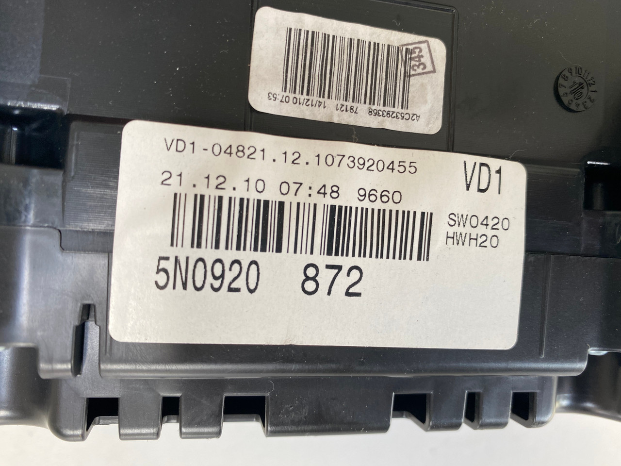 VW TIGUAN PETROL USED INSTRUMENT CLUSTER 5N0 820 872 - Parts 4 European ...