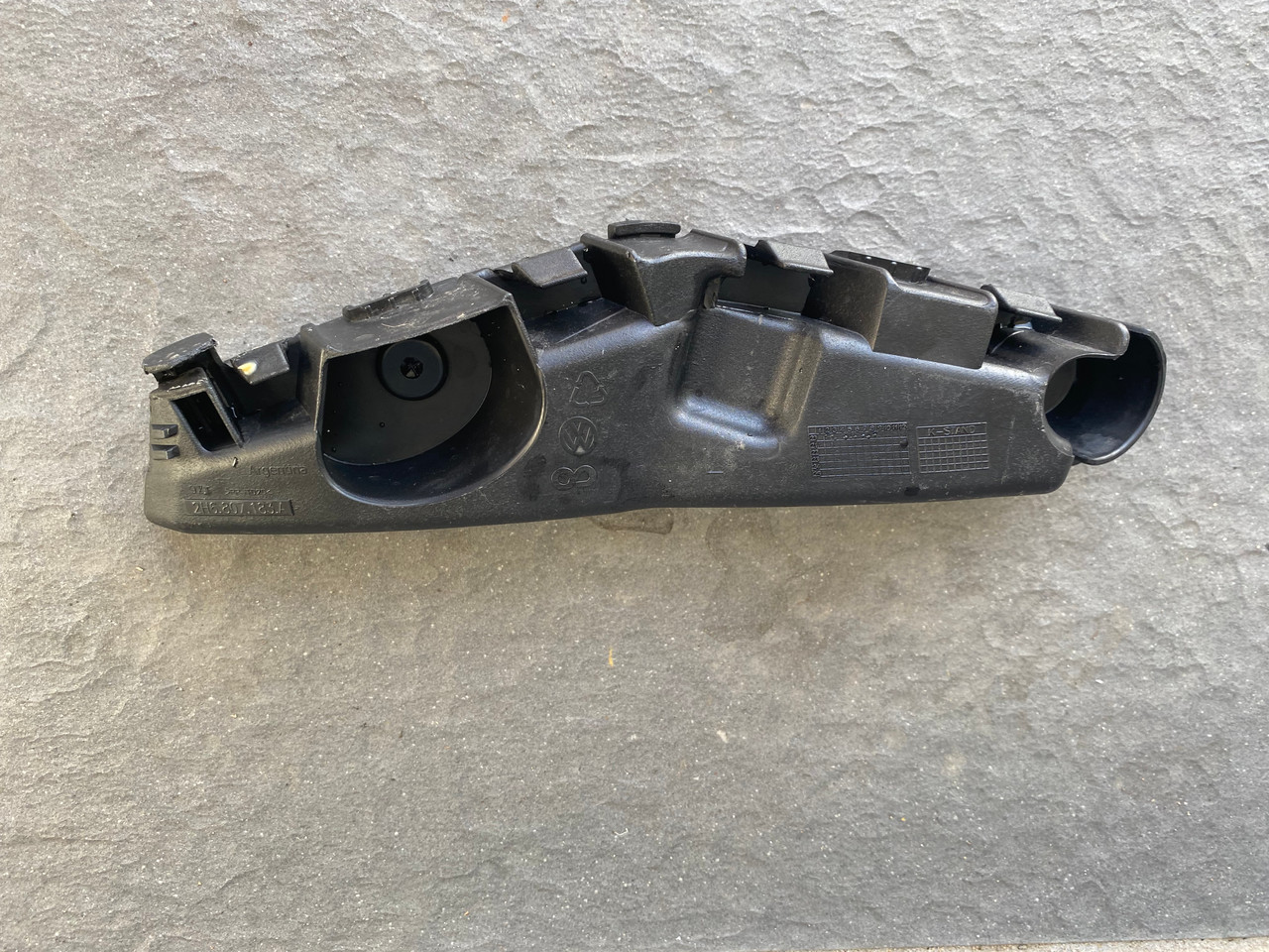 VW AMAROK 2016 - 2021 USED LH BAR SLIDE BRACKET 2H6 807 183 A - Parts 4 ...