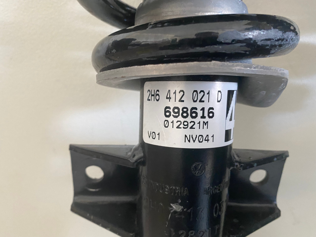 VW AMAROK V6 MODELS NEW FRONT STANDARD SHOCKS WITH SPRINGS 2H6 412 021 ...