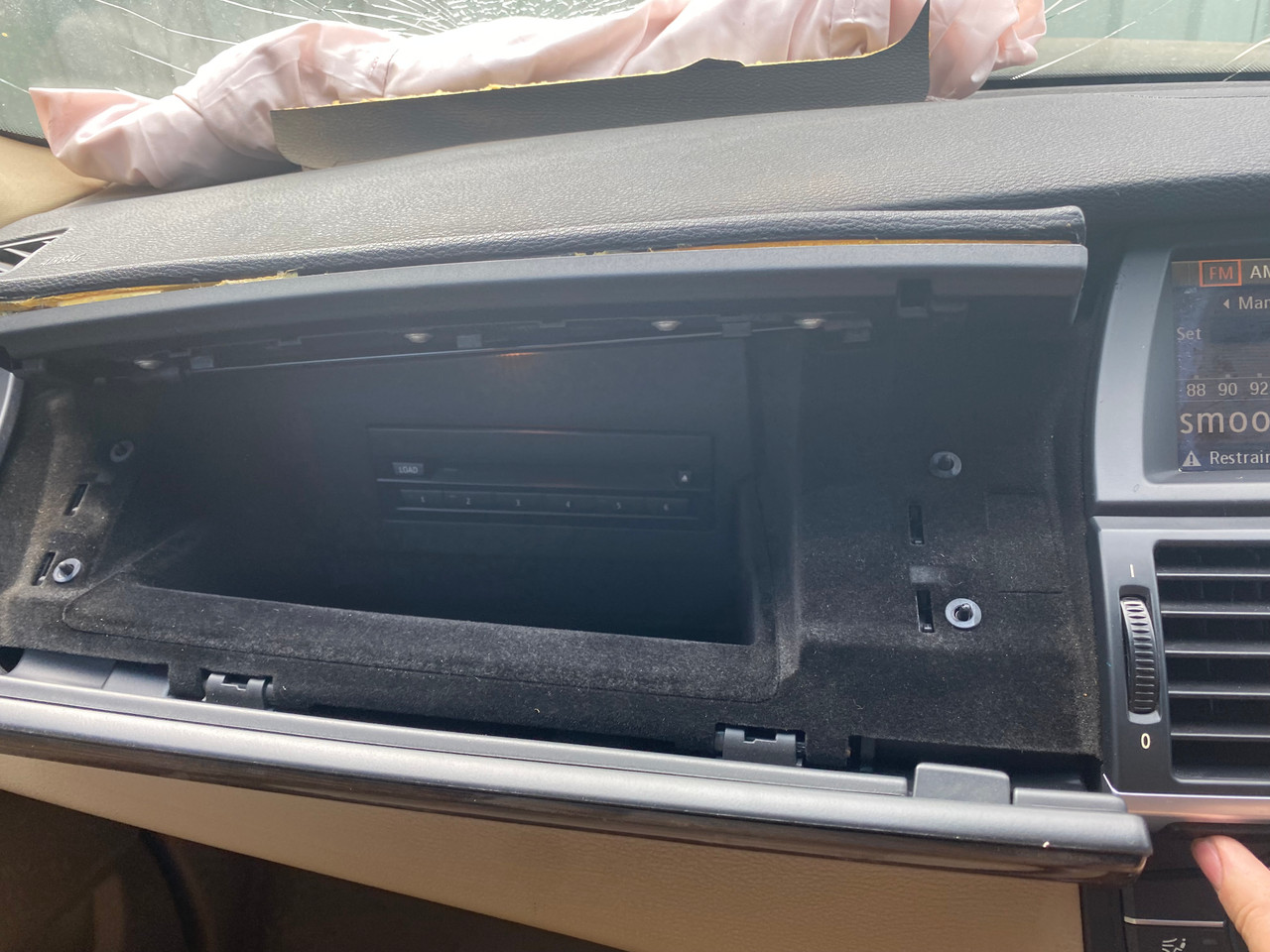 BMW E70 USED GLOVE BOX - Parts 4 European Cars