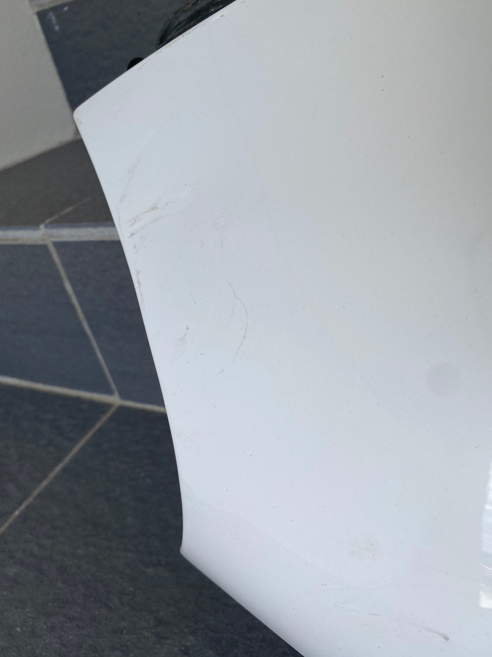 VW GOLF MK5 USED RH GUARD IN WHITE B9A PAINT CODE 1K6 880 682 A - Parts ...